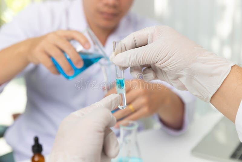 Research and Development Concept, Laboratory Scientist Working at Lab ...