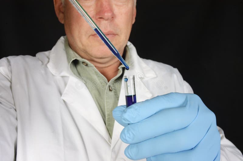 Research Engineer/scientist Stock Image - Image of engineer, test: 14900327