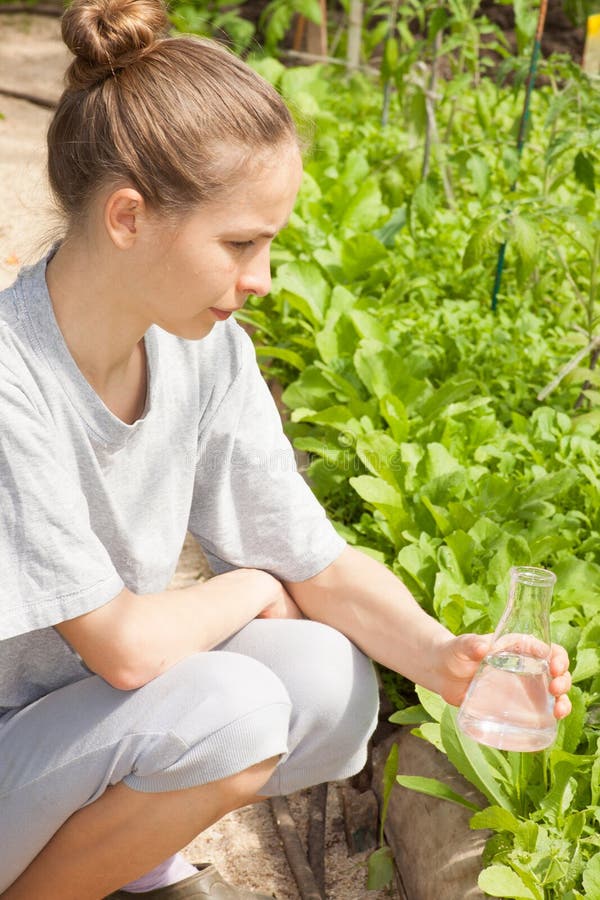 Researcher Testing the Water Quality Stock Image - Image of method ...
