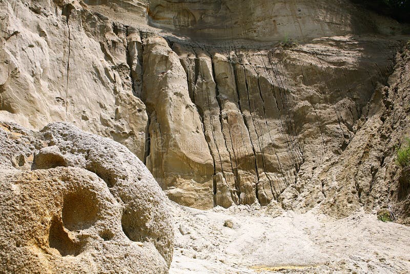 Reserva Natural Del Museo De Trovanti Imagen de archivo - Imagen de ...