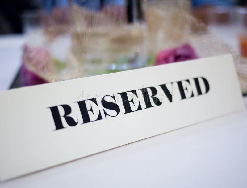 Reservierter Tisch stockfoto. Bild von hochzeit, reservierung - 14822990