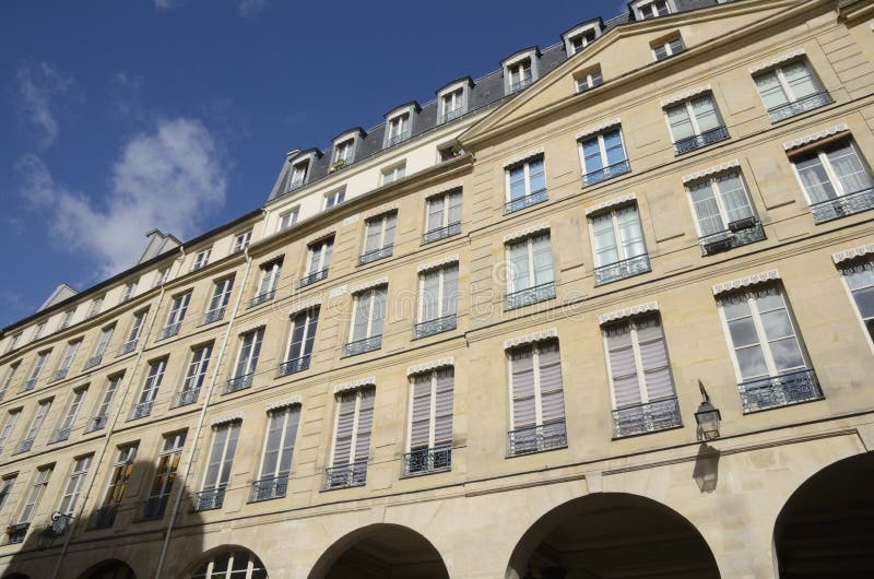 Residential Building in Paris Stock Image - Image of residential, paris ...