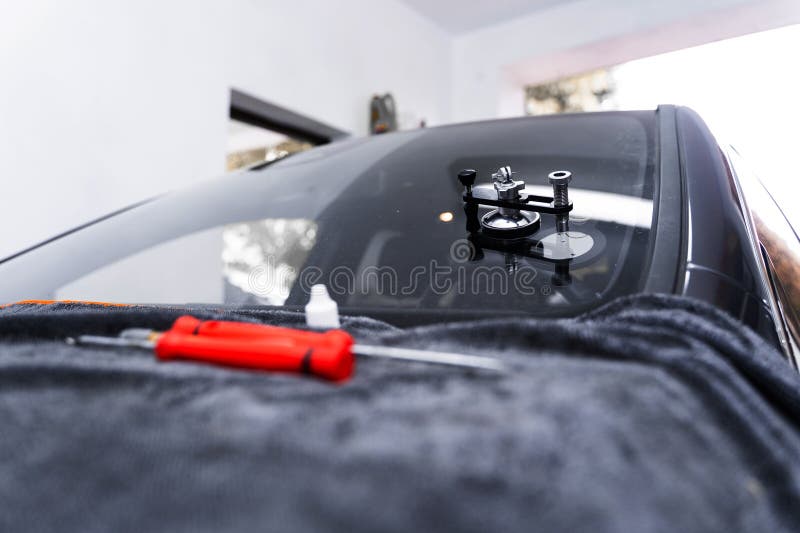 Resin Repair on Windshield Using Injector Application To Restore ...