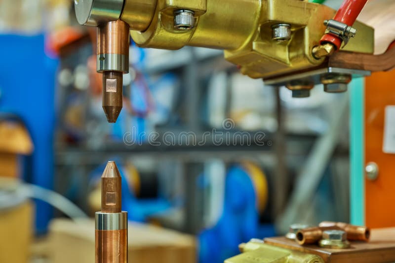 Resistance Spot Welding Machine with Current Controller. Arc Welding ...