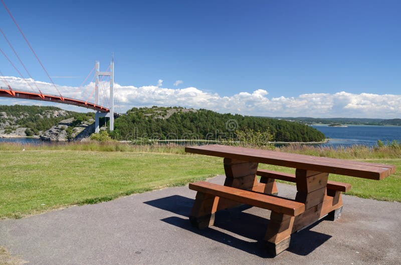 Rest Place in Beautiful Nature Stock Photo - Image of canal, hill: 25772972