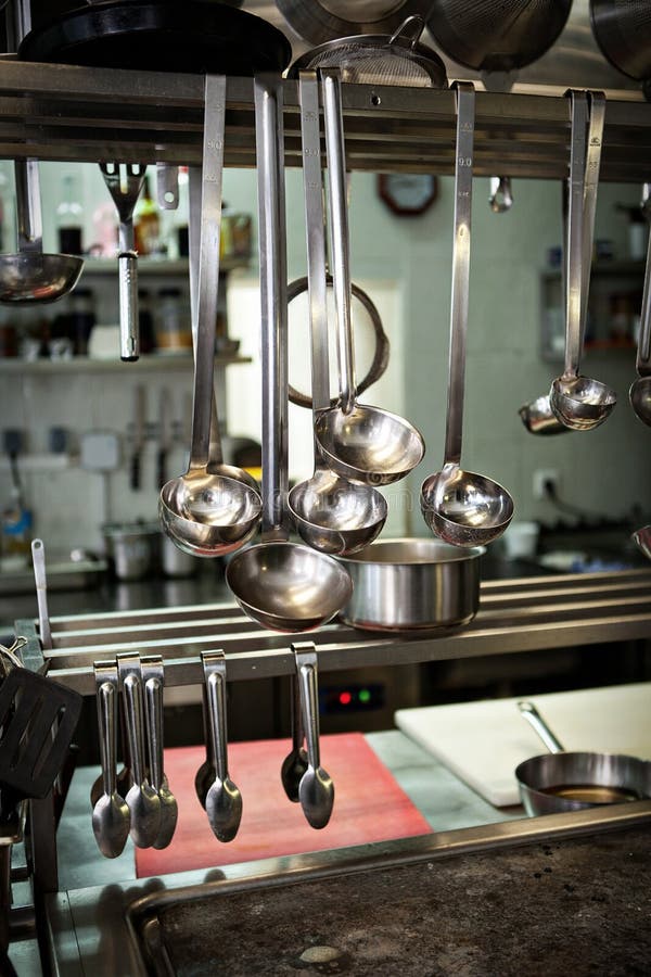 Restaurant kitchen scene stock image. Image of plate, composition - 4000611