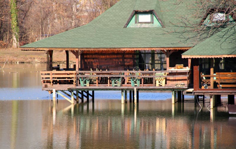 Restaurant on the lake stock photo. Image of lunch, natural - 29328710