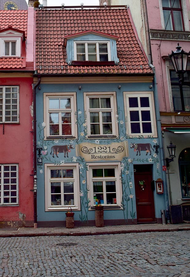 Restaurant in old Riga editorial photo. Image of downtown - 91103301