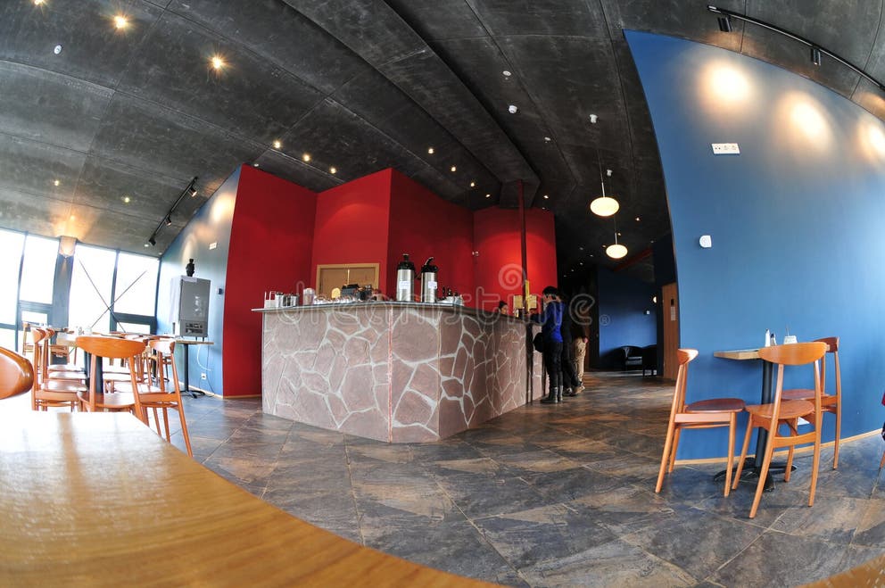 Restaurant and Pub editorial image. Image of building - 45727735