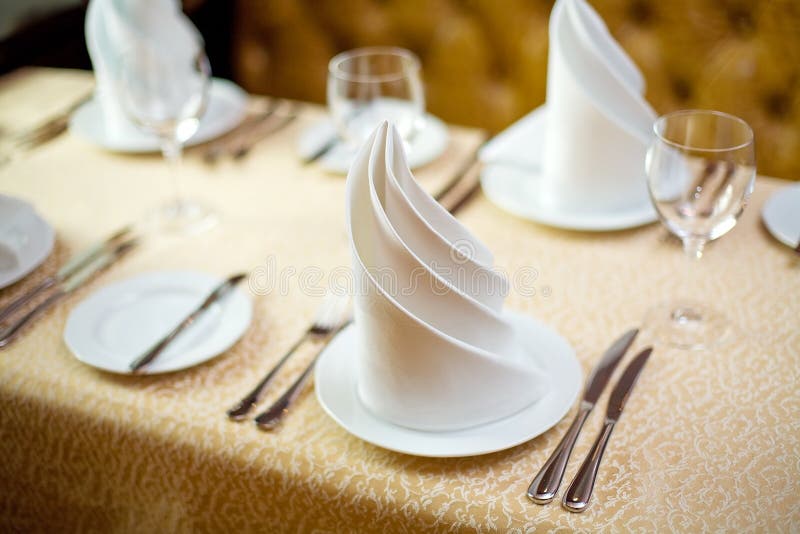 Restaurant tableware stock image. Image of serviette, dish - 7501919