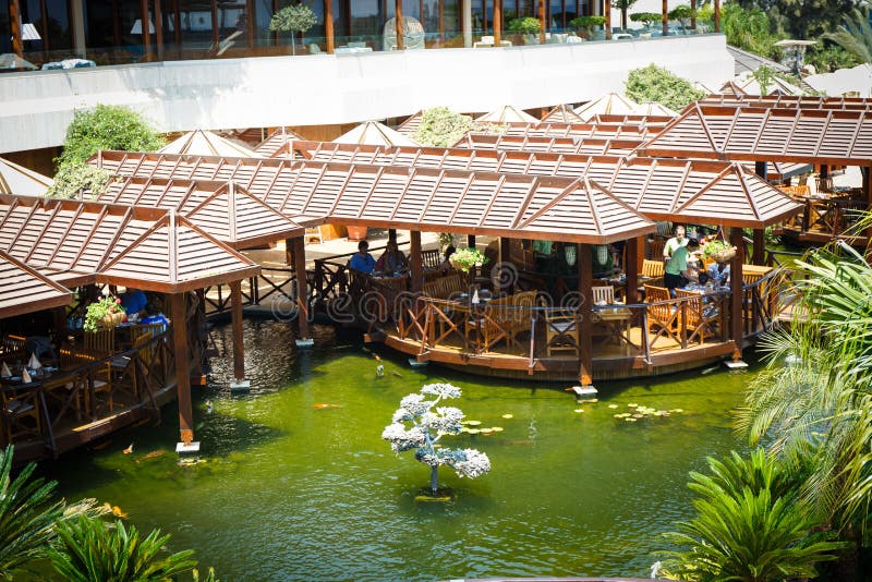 Restaurant on the water editorial photography. Image of group - 89332327