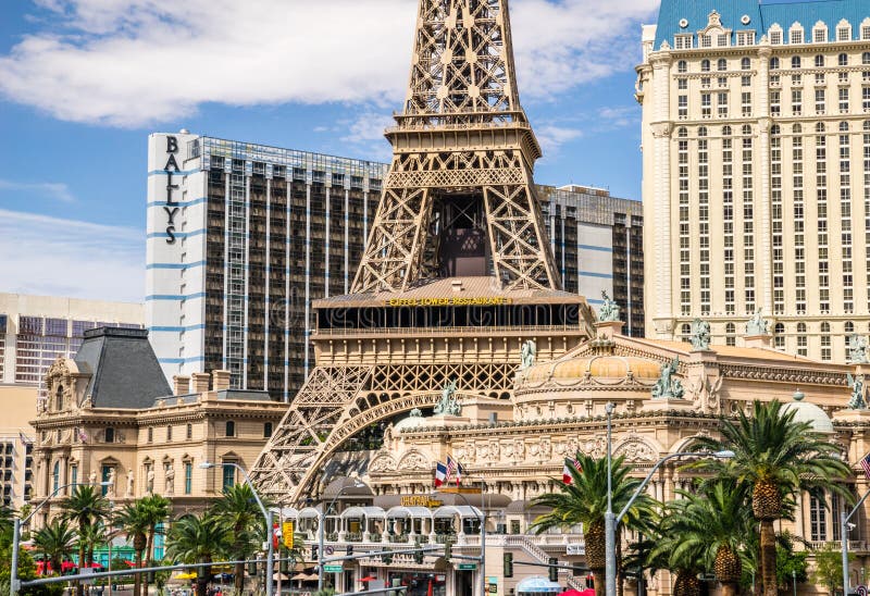 Restaurante De La Torre Eiffel En Las Vegas Foto de archivo editorial ... Restaurante De La Torre Eiffel En Las Vegas Foto de archivo editorial ...