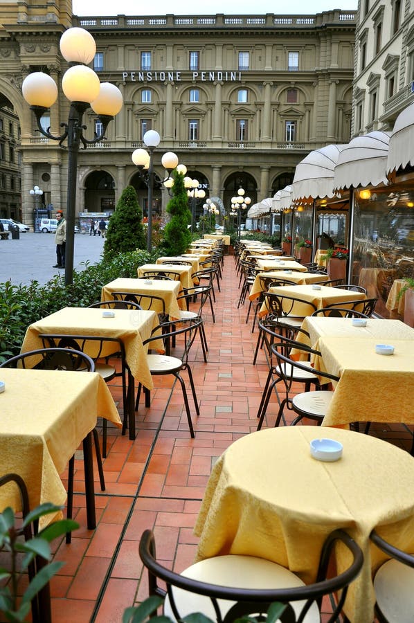 Restaurante De Tre Scalini, Roma, Italia Fotografía editorial - Imagen ...