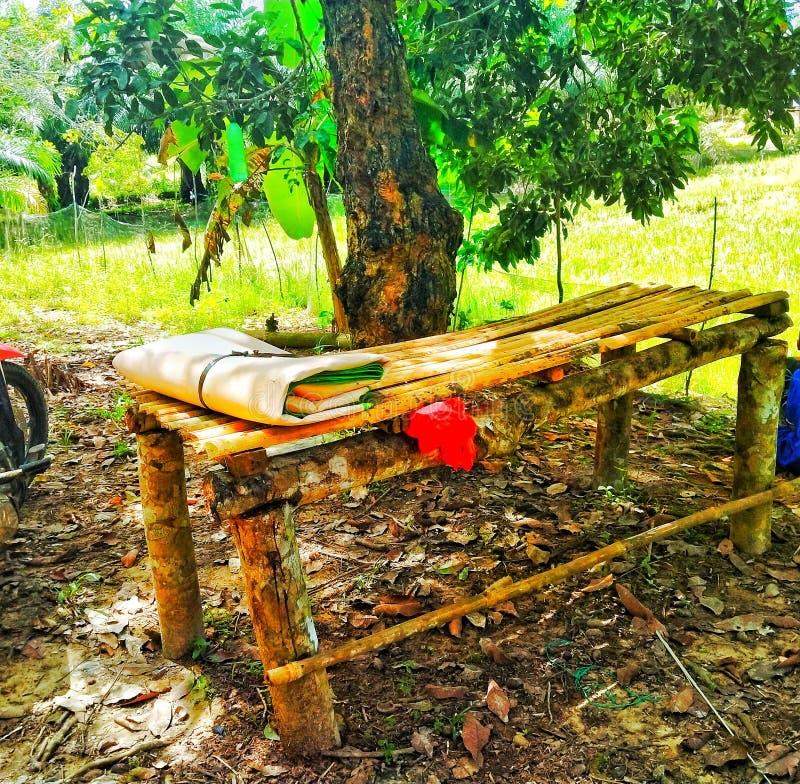 Resting Place in the Fields Stock Photo - Image of place, resting ...