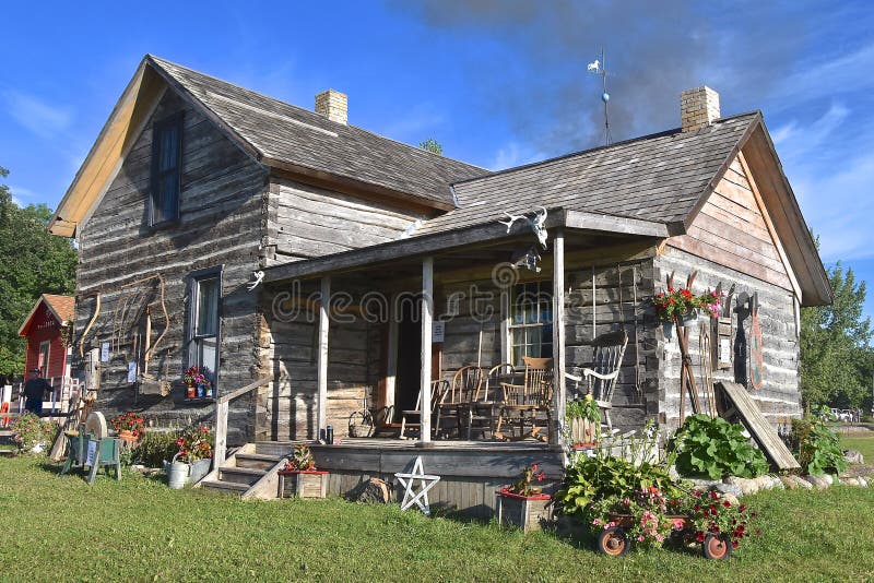 Restored old log cabin stock image. Image of pioneer - 166232507