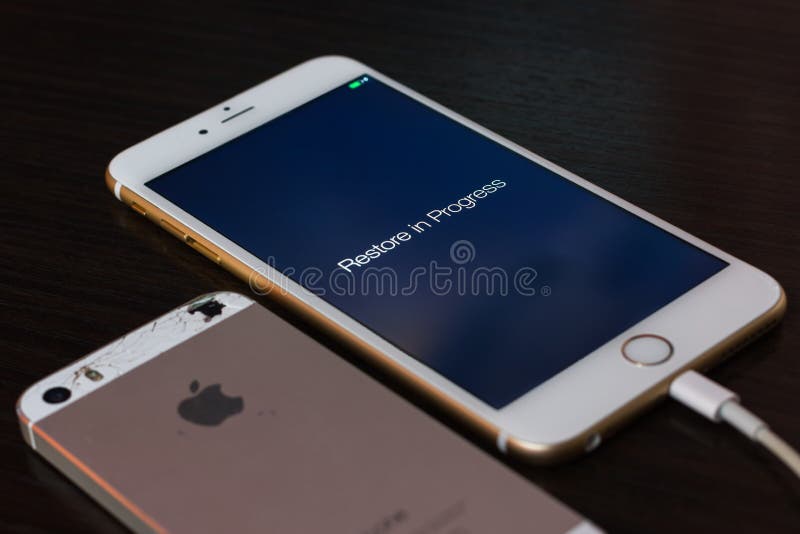 Restoring Data from an Old Broken Iphone To the New Apple Iphone 6 ...