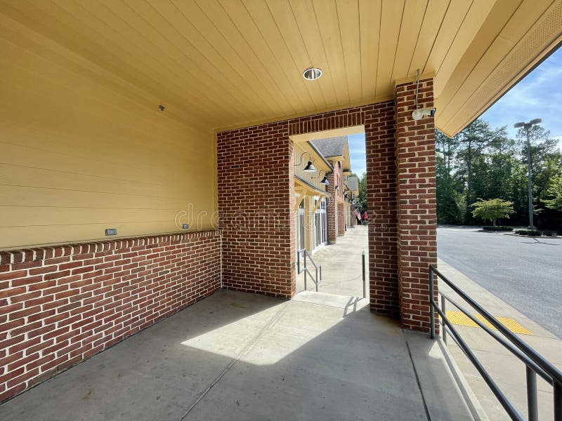 Retail Strip Mall Side Walk Stock Photo - Image of view, architecture ...
