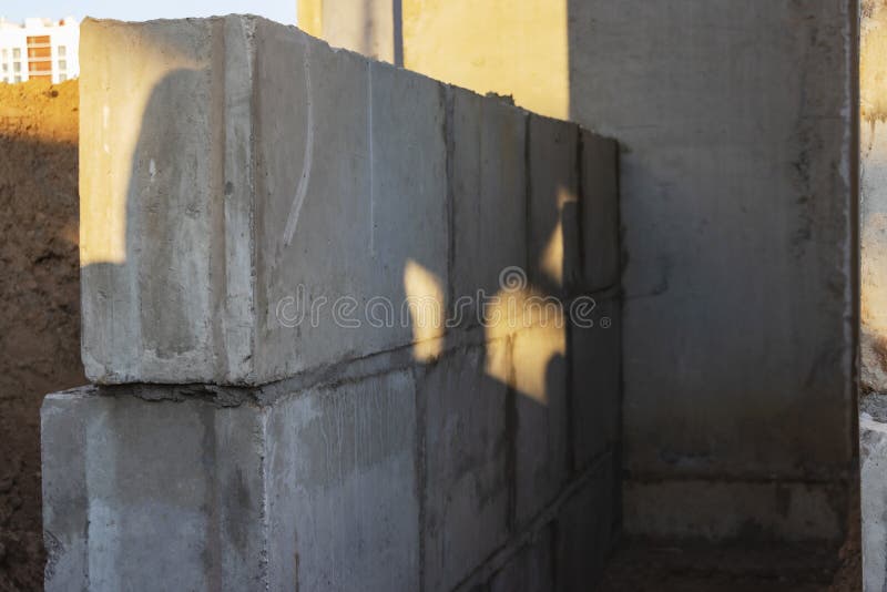 Retaining Wall and Reinforcement Construction from Expanded Clay Blocks ...