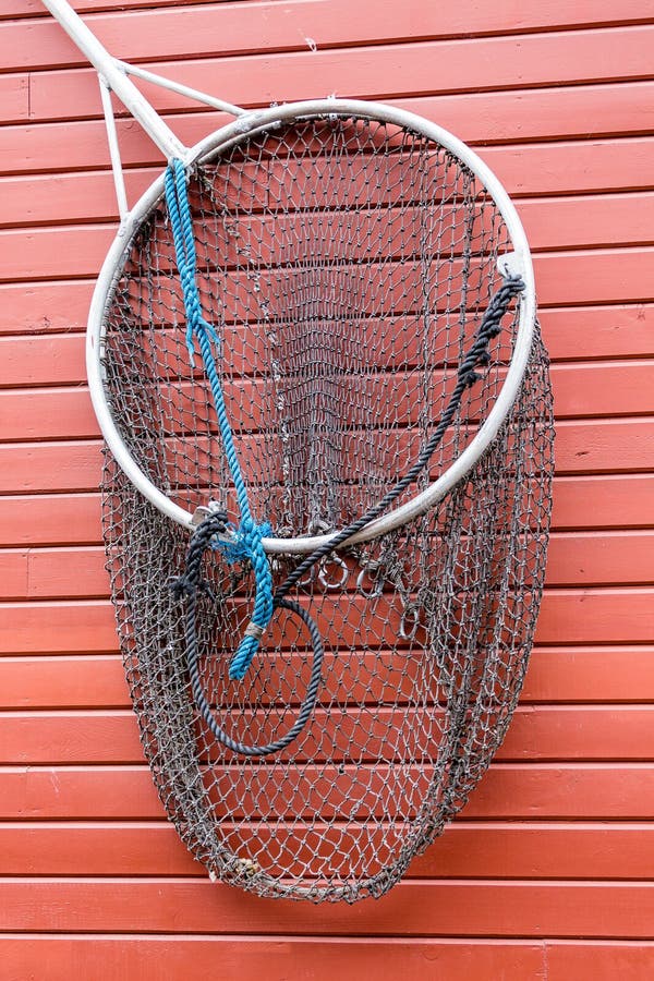 Una Rete Da Pesca Che Appende Sulla Parete Immagine Stock - Immagine di ...