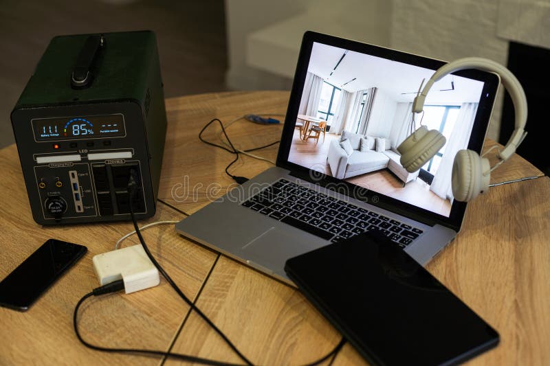 Retoucher S Workplace. Computer with Photo Editor Application, Camera ...