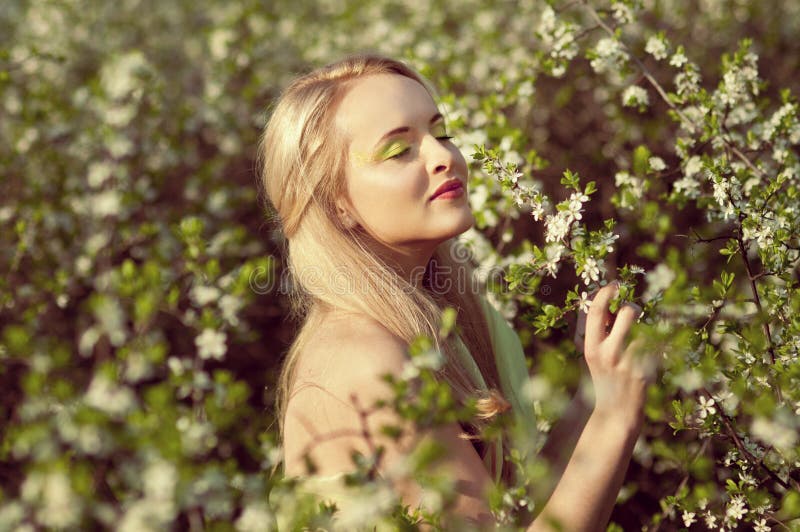 Retrato de la ninfa imagen de archivo. Imagen de hermoso - 26372461