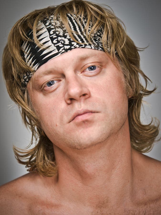 Retrato Del Hombre Full-face Imagen de archivo - Imagen de cierre ...