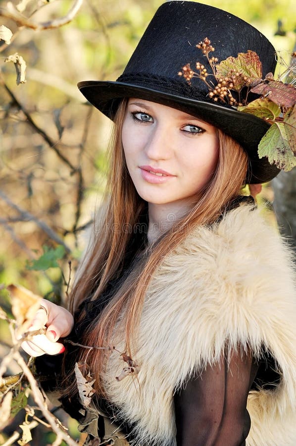 Retrato del otoño imagen de archivo. Imagen de felicidad - 22073233