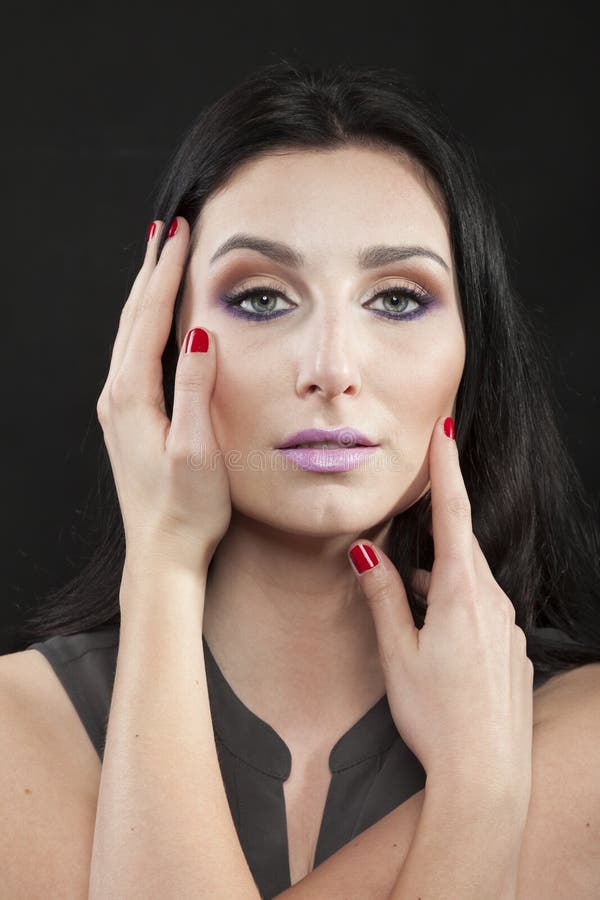 Retrato Sensual De Uma Mulher Moreno Imagem de Stock - Imagem de preto ...