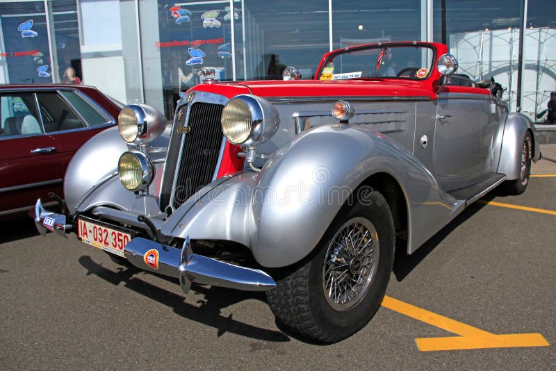 Retro auto show editorial photography. Image of concept - 37456057