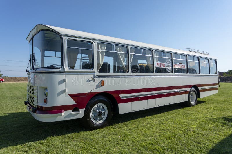 Retro Bus Parade editorial stock image. Image of road - 282704689