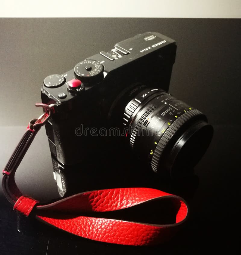 Retro Camera editorial stock image. Image of xpro1, retro - 92044294