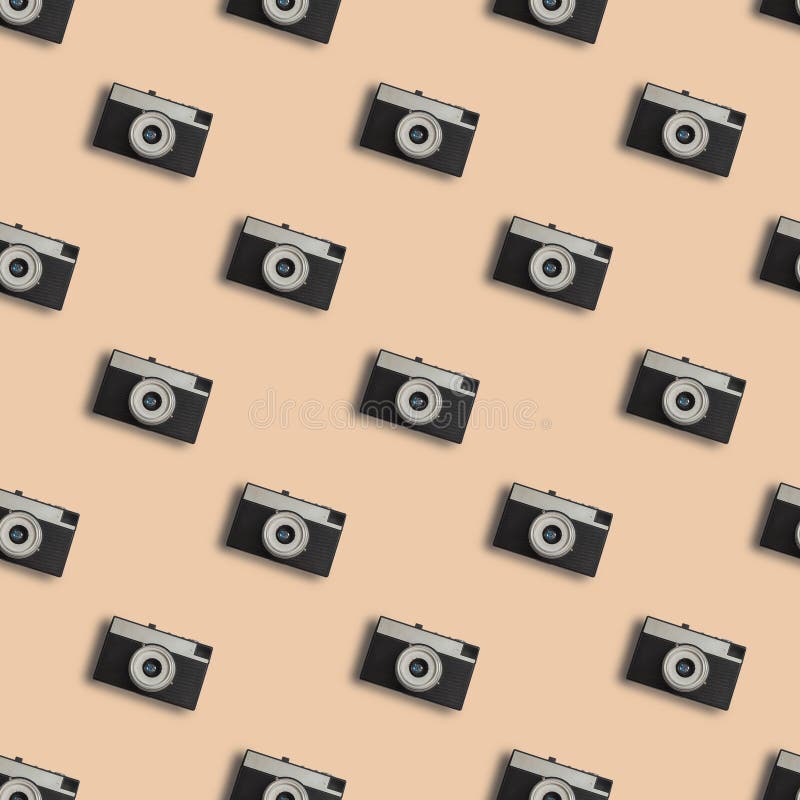 Camera Beige Stock Illustrations – 662 Camera Beige Stock Illustrations ...