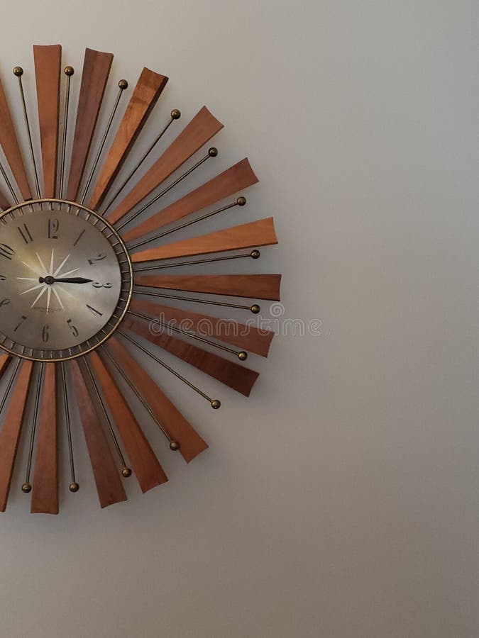 Retro clock stock photo. Image of sunburst, retro, vintage - 138652240