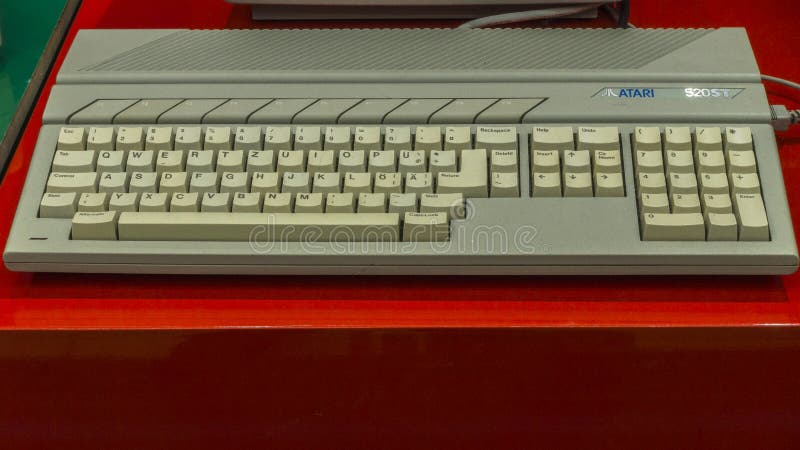 Old Computer editorial photography. Image of history - 102514552