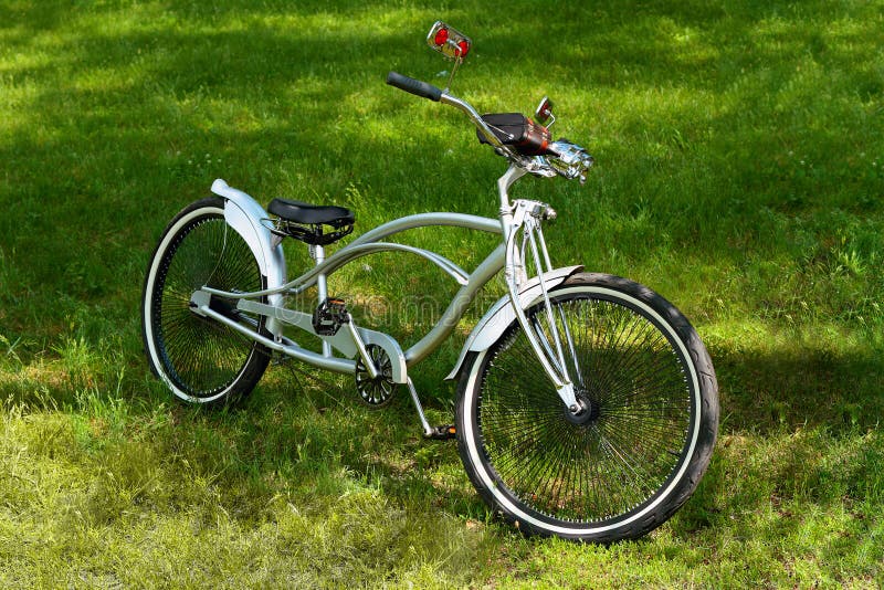 Retro fiets stock foto. Image of breien, ambachten, metaal - 15623254