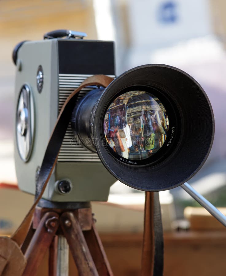 Retro-Film Kamera stockfoto. Bild von objektiv, film - 10795706