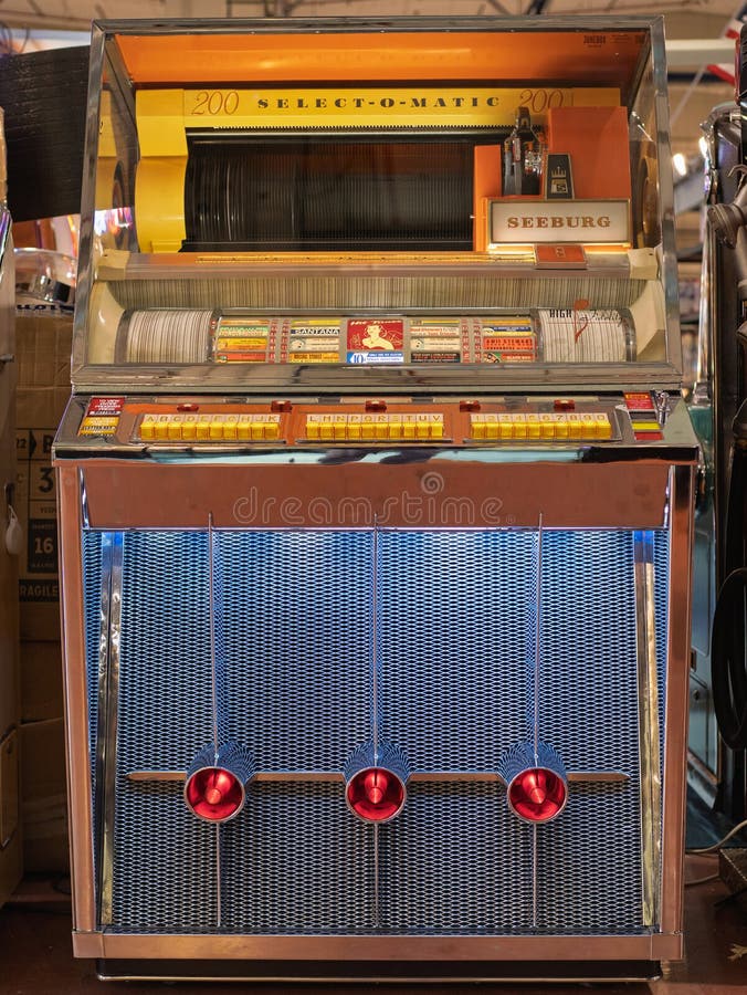 Retro Jukebox: Music and Dance in the 1940s and 1950s Editorial Stock ...