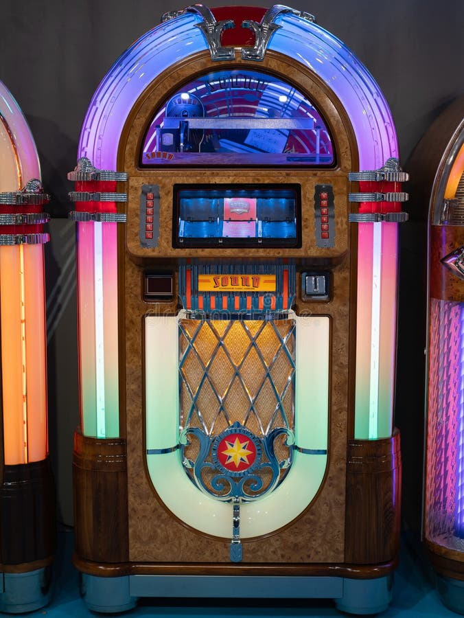Retro Jukebox: Music and Dance in the 1940s and 1950s Editorial Stock ...