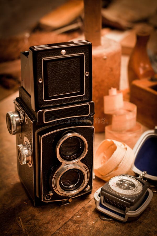 Retro kamera fotografering för bildbyråer. Bild av elsassisk - 31674823