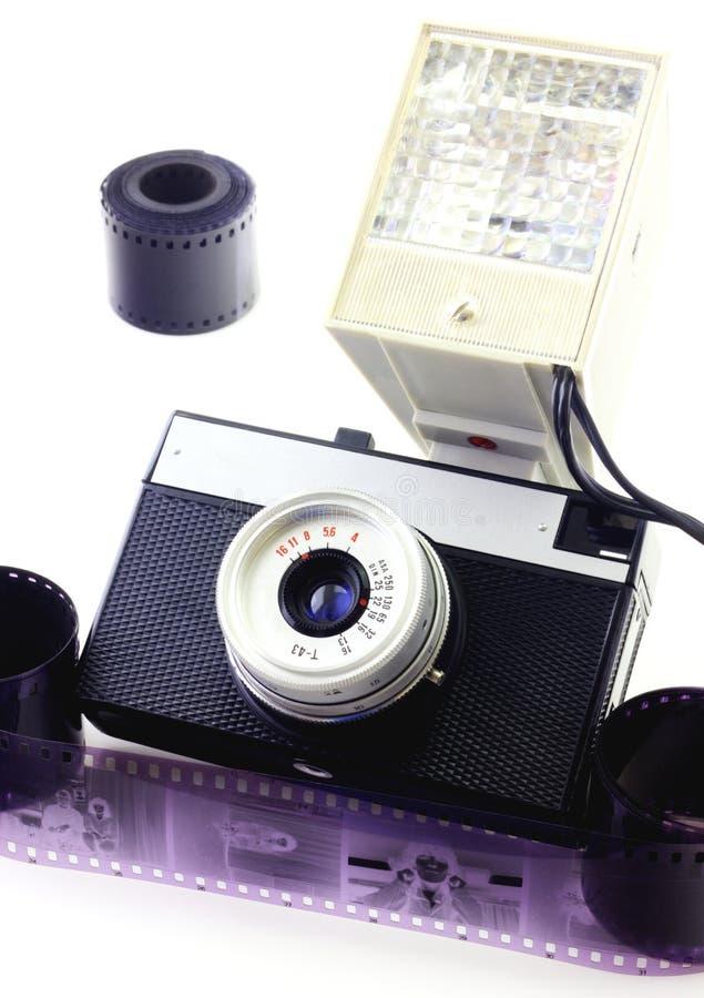 Retro- Kamera Und Band Lokalisiert Stockbild - Bild von leder, reflex ...