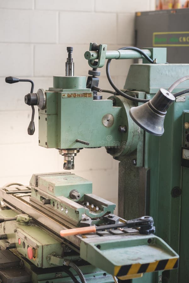 The Retro Milling Machine in the Workshop Stock Photo - Image of heavy ...