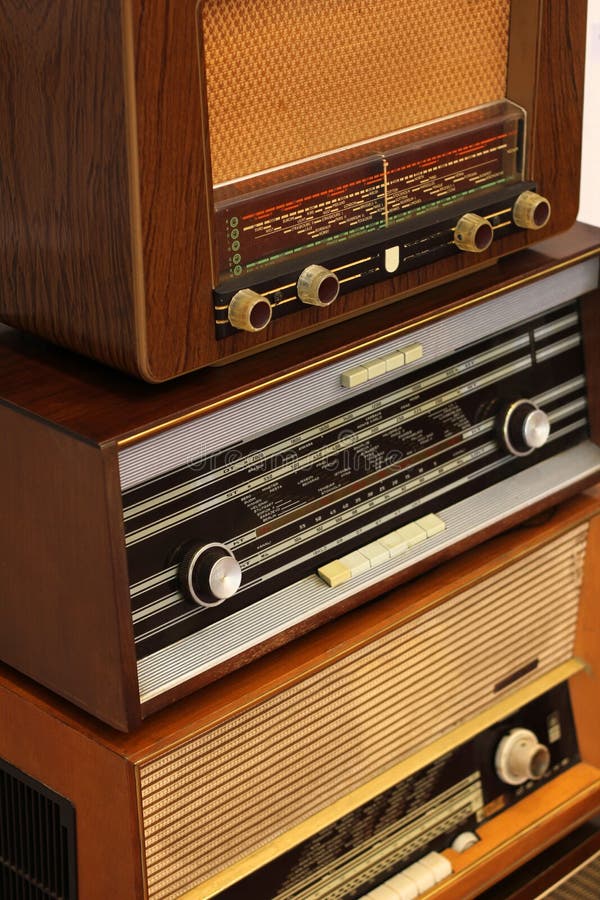 Retro Radio stock image. Image of wood, sound, antique - 18172507