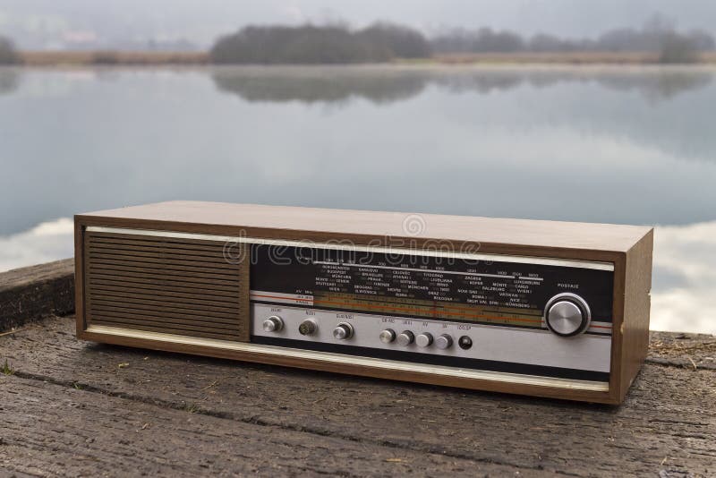 Retro radio receiver stock photo. Image of reflection - 28536932
