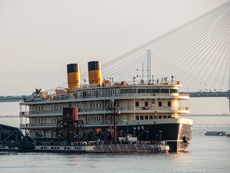Retro Shaped Cruise Ship by the Yangtze River is Illuminated by the ...