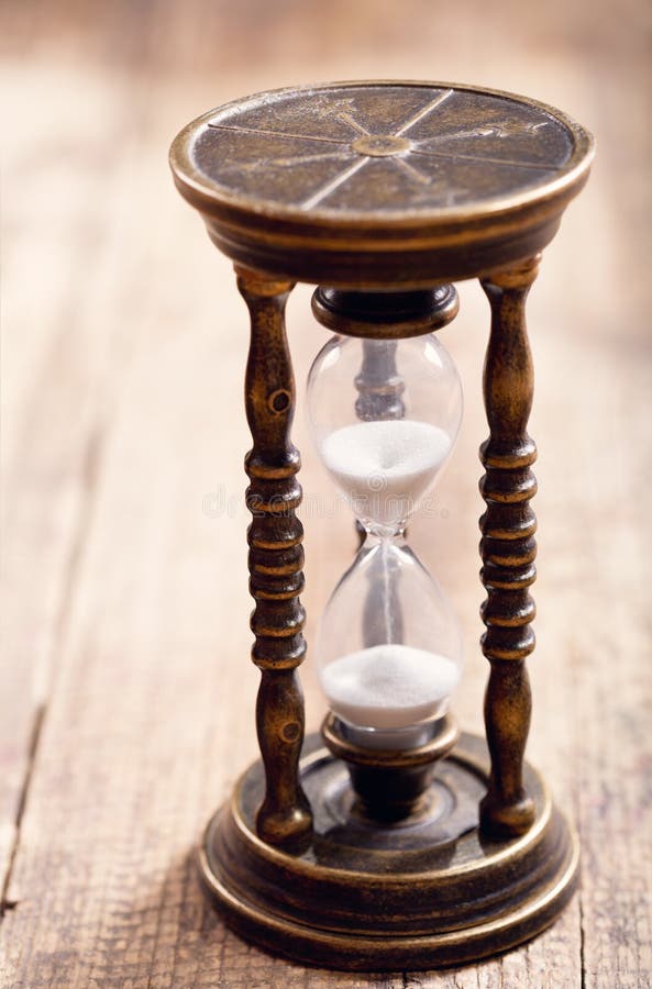 Gammalt timglas fotografering för bildbyråer. Bild av titta - 54879765