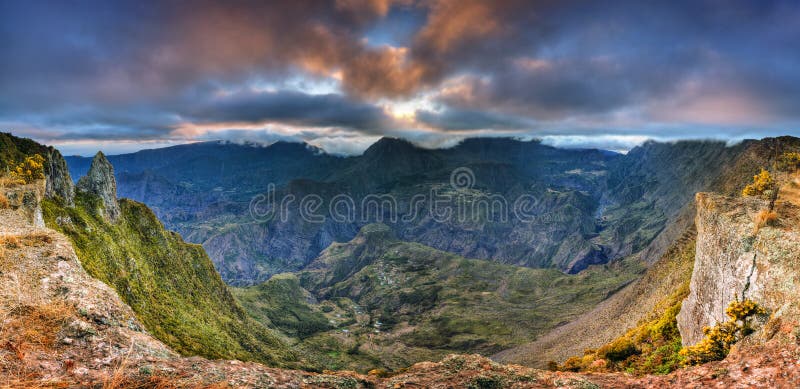 St Pauls Bay On Reunion Island Stock Photo - Image of rooftops, pauls ...