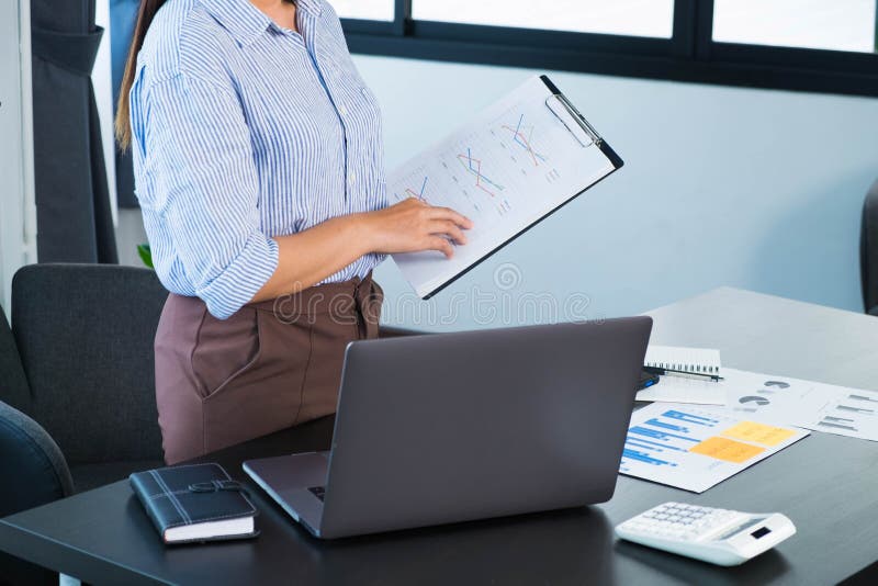 Review of Performance Reports Preparation of Performance Reports for ...