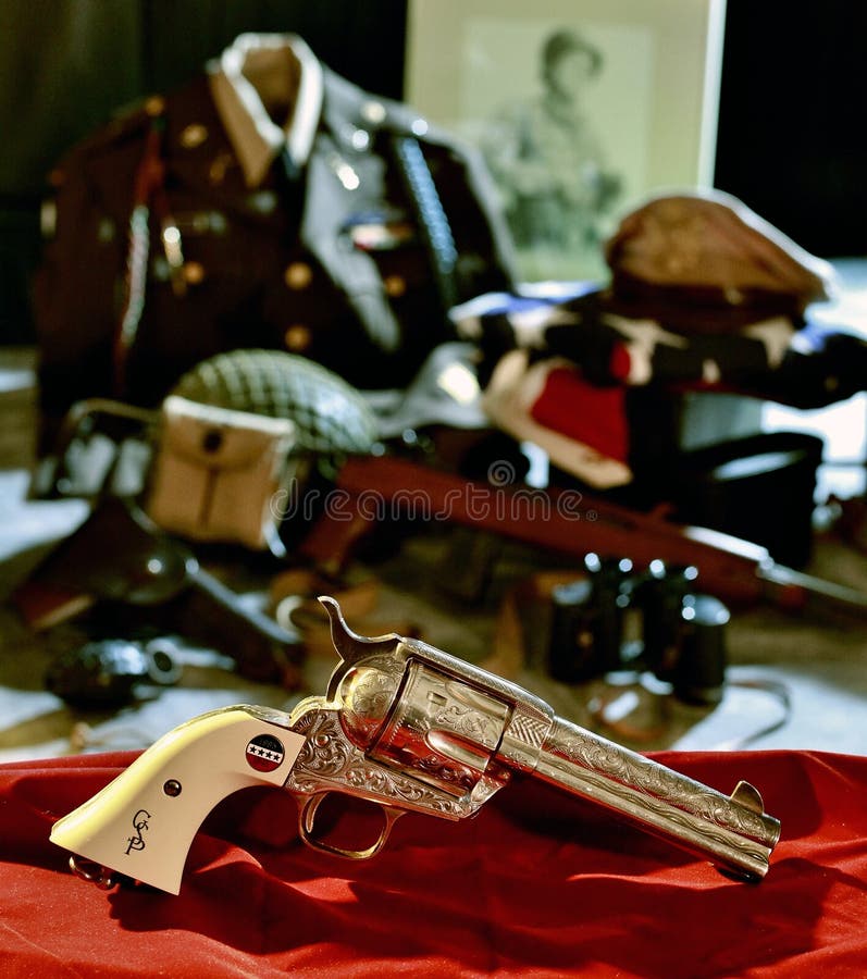 Revolver Uberti Patton Commemorative Redaktionelles Bild - Bild von ...