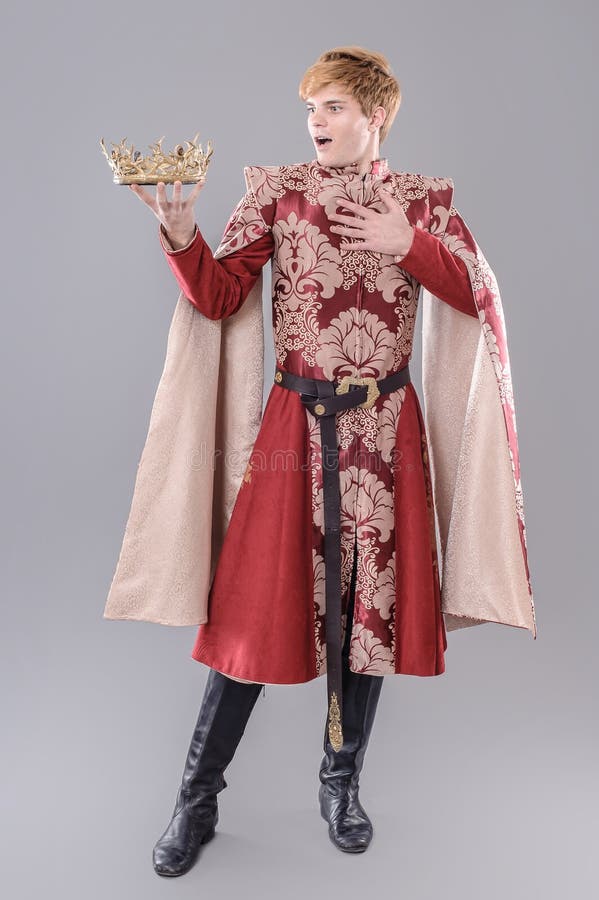 Rey medieval foto de archivo. Imagen de real, espada - 49224090