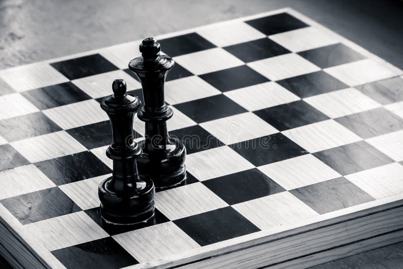 Rey y reina - ajedrez imagen de archivo. Imagen de victoria - 55277669